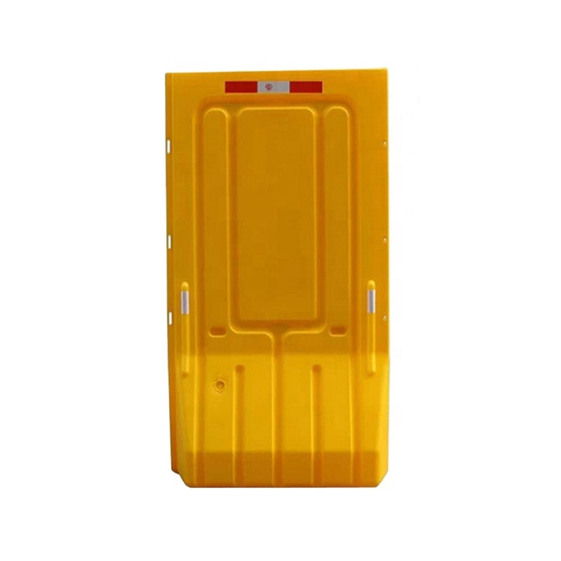 Plastic Water Filled Barrier - Chinee Roadway Safety Co.,Ltd